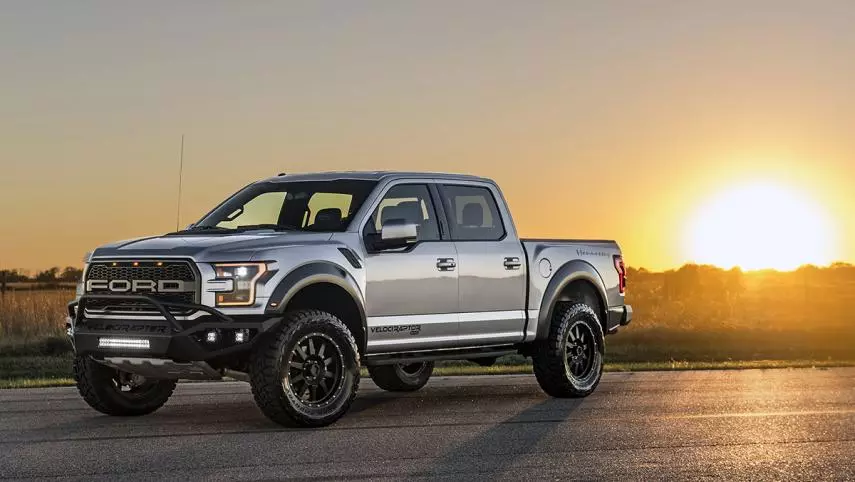 Raýat goragçylary gözegçilik etmeli 5 awtoulag - Hennessey Velociraptor 600 Twin Turbo