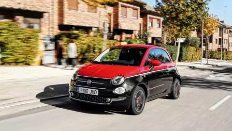 ក្រុមហ៊ុន Fiat 500 2016