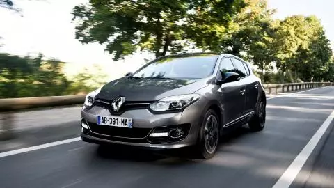 renault-megane-2013