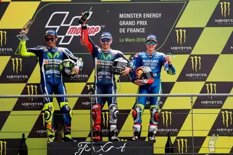 MotoGP-Le-Mans-2016-1