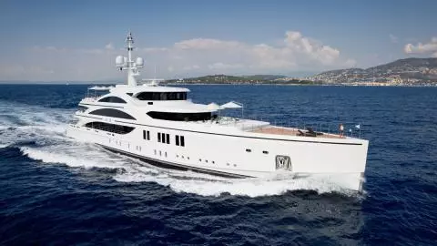 садақ Benetti II-II