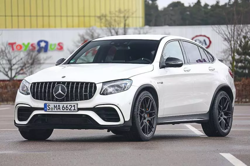 Mercedes AMG GLC 63S కూపే యొక్క పరీక్ష