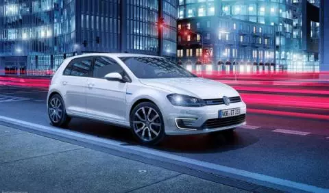 O le Volkswagen golf GTE e 16-inisi pe 17- pe 18-inisi uili.