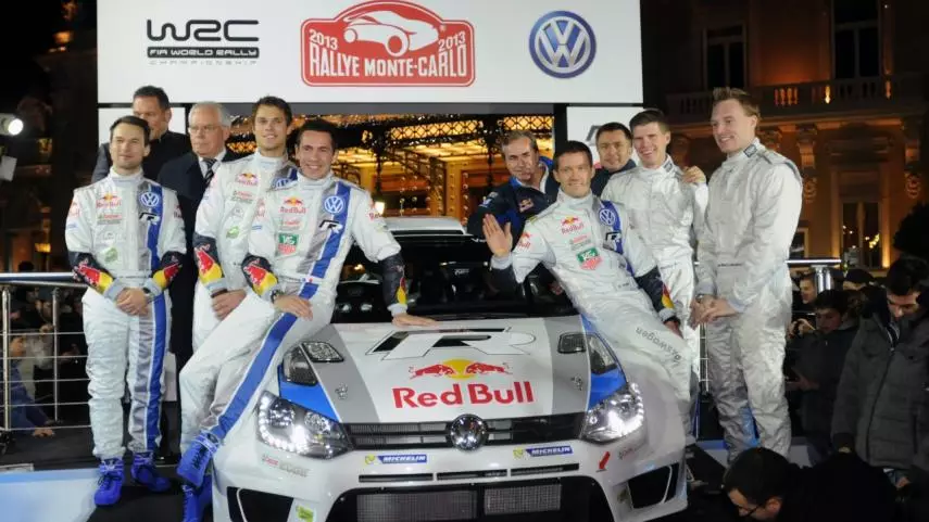 Carlos Sainz com a equipe Volkswagen