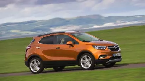 I-Opel Mokka X ngaphambili