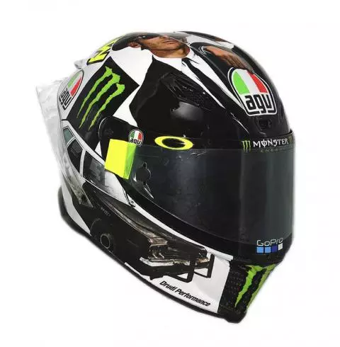 Kas-Valentino-Rossi-1