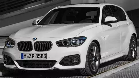 سلسلة BMW 1 مدمجة وواسعة