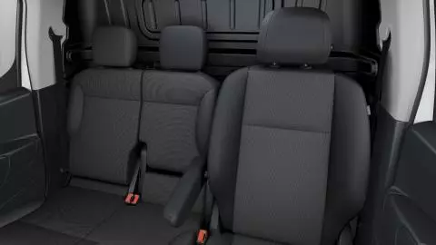 toyota-proace-city_three-seats