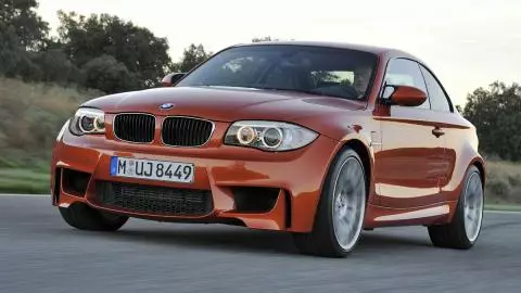 O taavale e sili ona talisapaia i se taimi puupuu - BMW 1 Series M