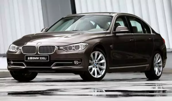 BMW 3 ಸರಣಿಯ ಉದ್ದದ ಸೆಡಾನ್