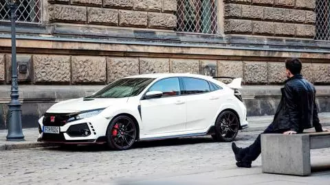 Honda Ford სპორტული კომპაქტური