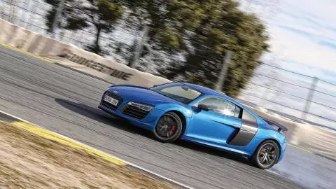 Audi R8 LMX courbe