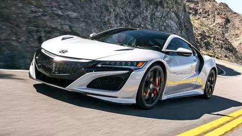 Prawf: Honda NSX 2016. Yn syml, ysblennydd