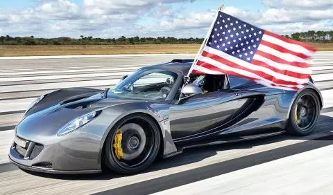 I-Hennessey Venom GT