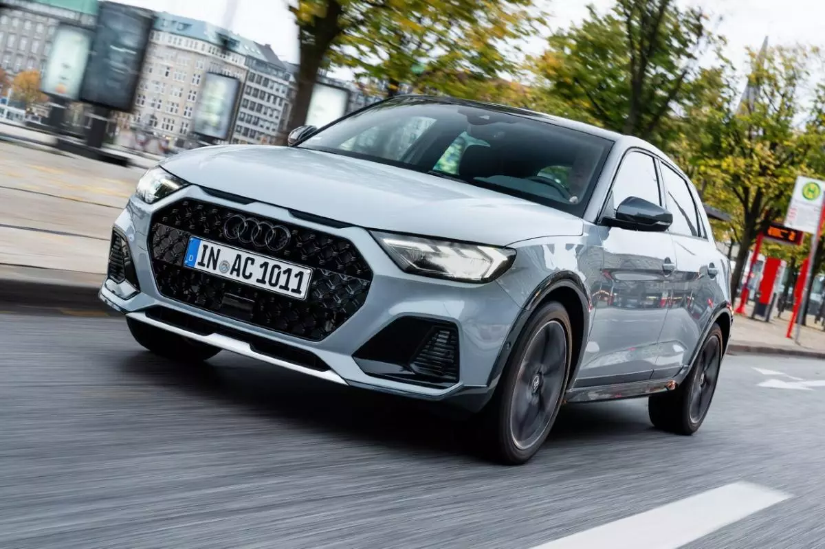 Audi A1 Allstreet, magaca beddelka ugu yar ee afarta siddo