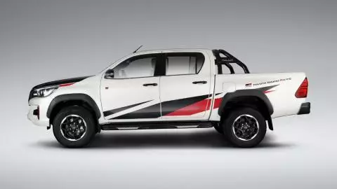 IToyota Hilux GR Sport