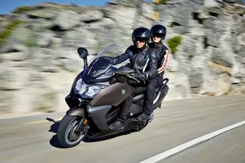 BMW-C650-GT-2016