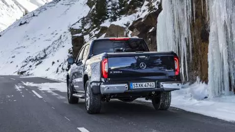 Mercedes X-Class