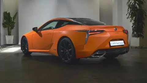 Lexus LC 500h matt prototípus