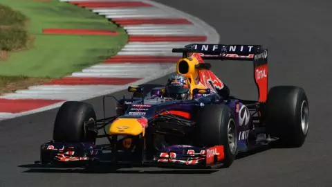 Carlos Sainz, í prófinu með Red Bull árið 2013