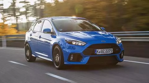 Ford Focus RS 2016 næse