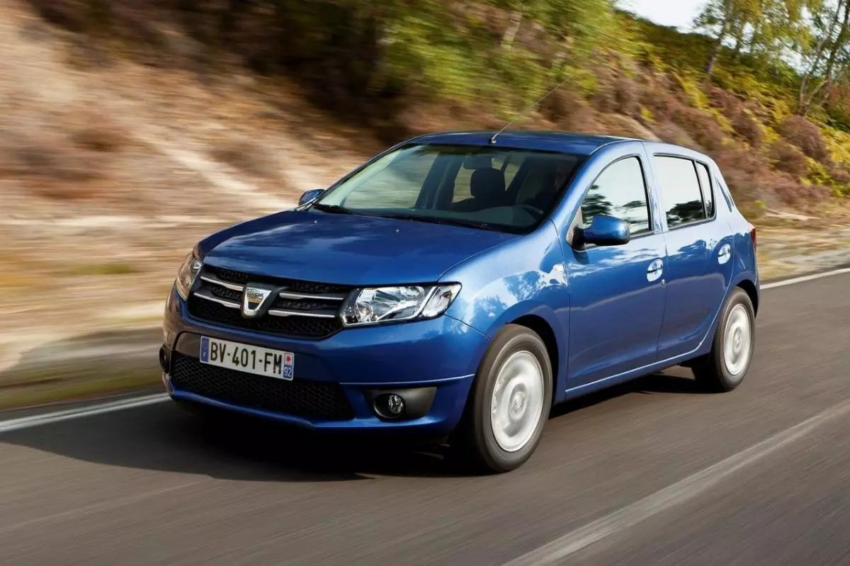 Dacia Sandero Comfort: ity ny fitaovany