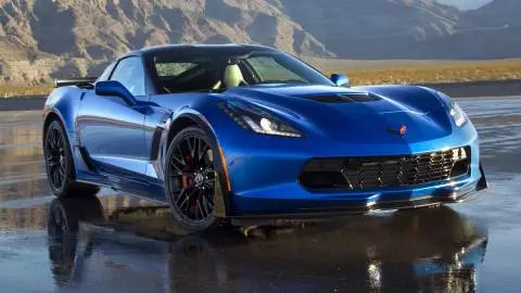 Chevrolet-Corvette-Z06-2015