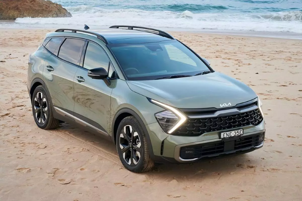 Kia Sportage 2022, erosteko hiru arrazoi eta pentsatzeko bat