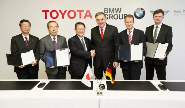 Toyota na BMW nkwekọrịta 2013