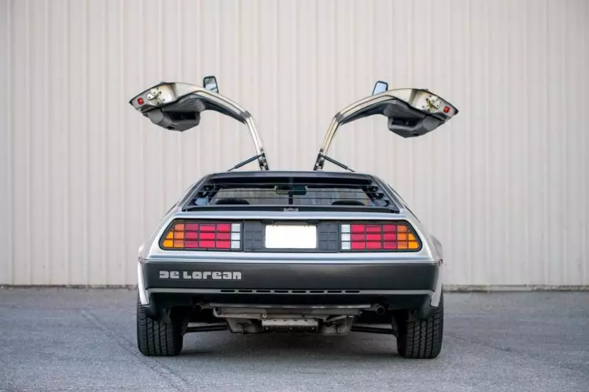 Delorean DMC-12