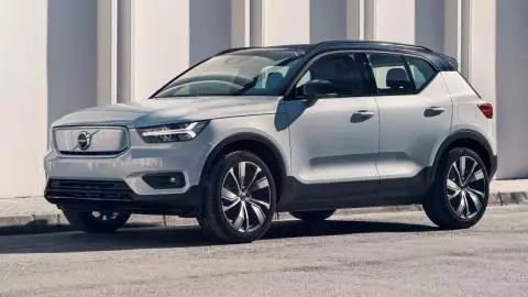 Punjenje Volvo XC40