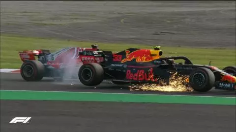 Vettel आणि Verstappen अपघात