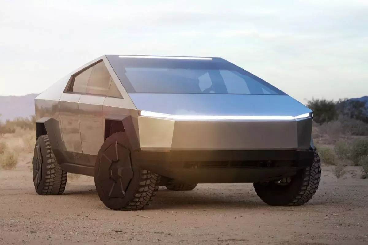 Elon Musk annonce que Cybertruck, Roadster et Semi arriveront en 2023