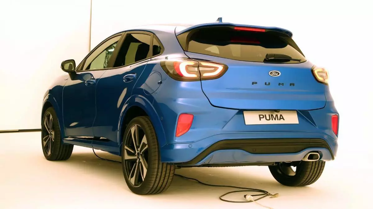 Ford Puma 2019 ġdid: Isem Coupe, Body SUV