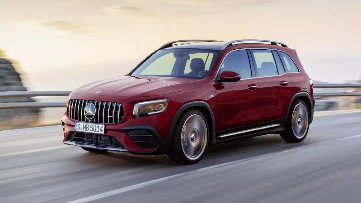 Mercedes-AMG GLB 35 4MATIC: سب سے زیادہ کھیلوں کا ورژن