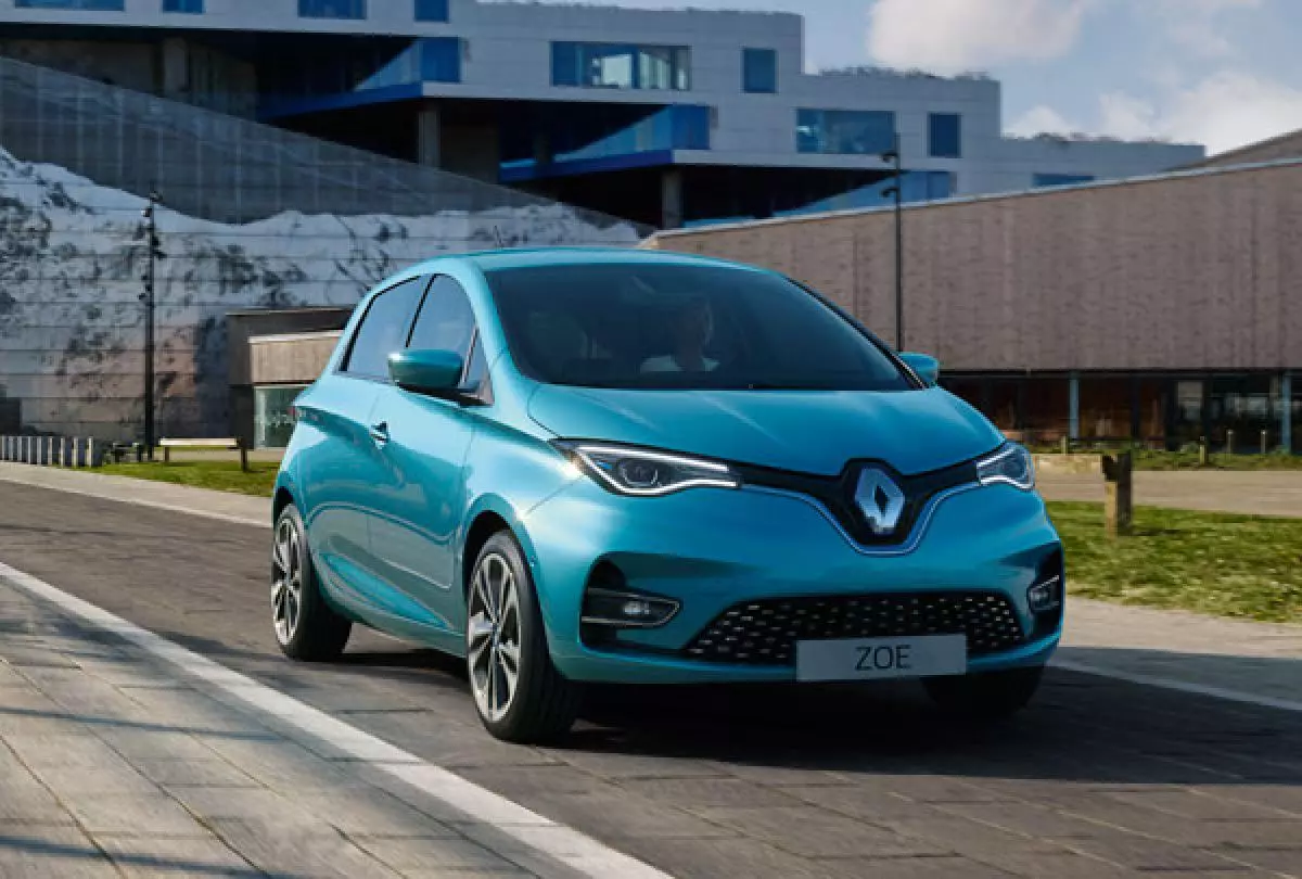 Renault Zoe 2019, ilaa 390 kiiloomitir oo madax-bannaani ah oo aan joogsanayn