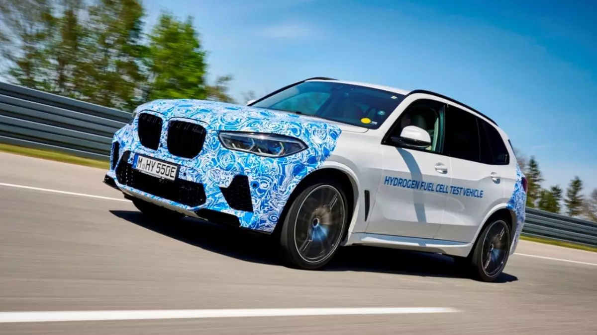 BMW i Hydrogen NA gaba: gwajin hydrogen X5 ya fara