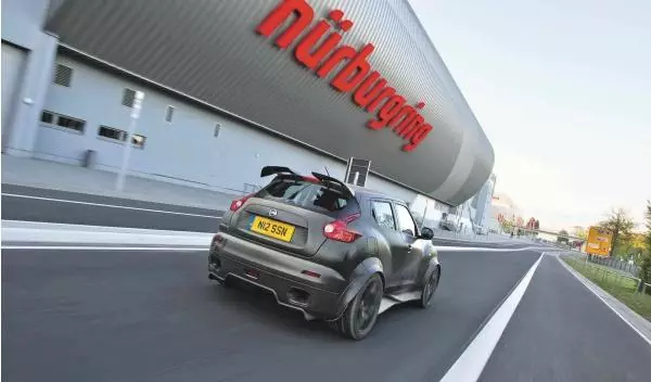 Nissan Juke-R