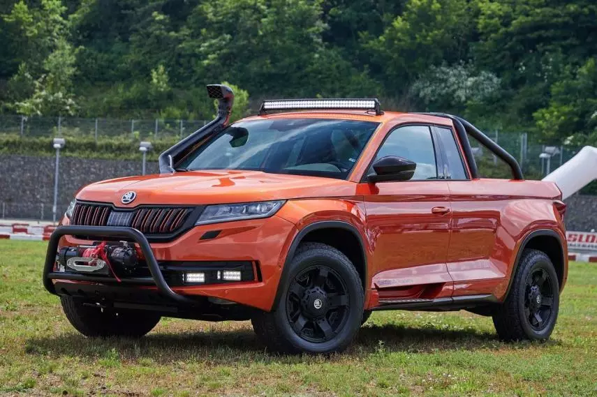 Skoda මූලාකෘති තුනක්