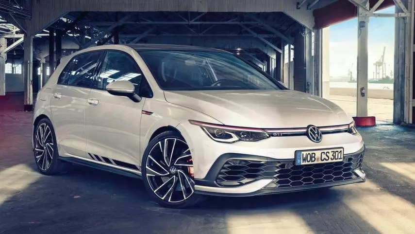 volkswagen golf gti 2021 dygder brister