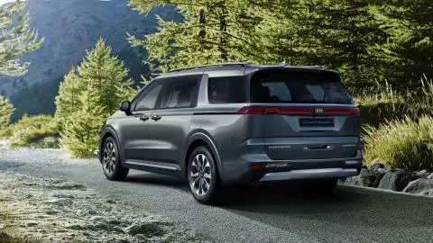 Kia Carnival 2021