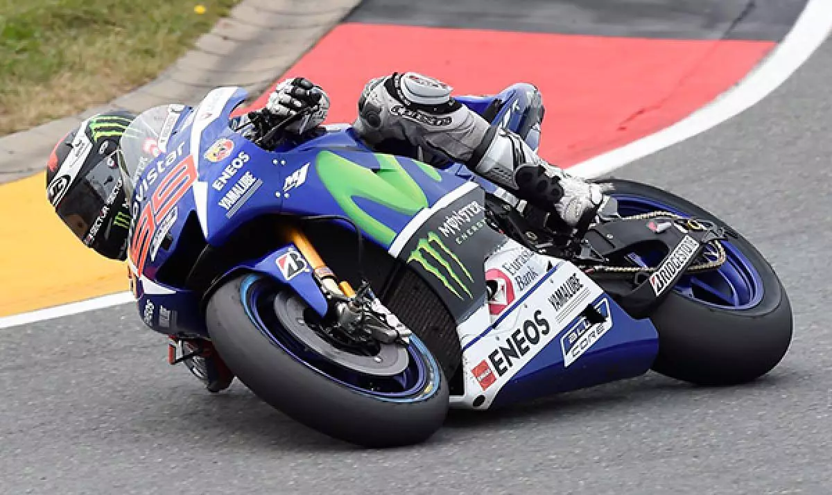 Vrije training MotoGP Indianapolis GP 2015: Lorenzo commando's