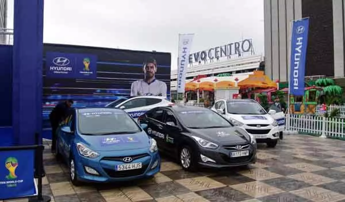 Hyundai starter et 'roadshow' om VM