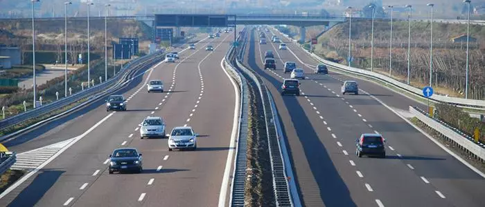 高速道路と高速道路