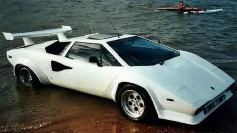 Lamborghini Countach αμφίβια πλευρά