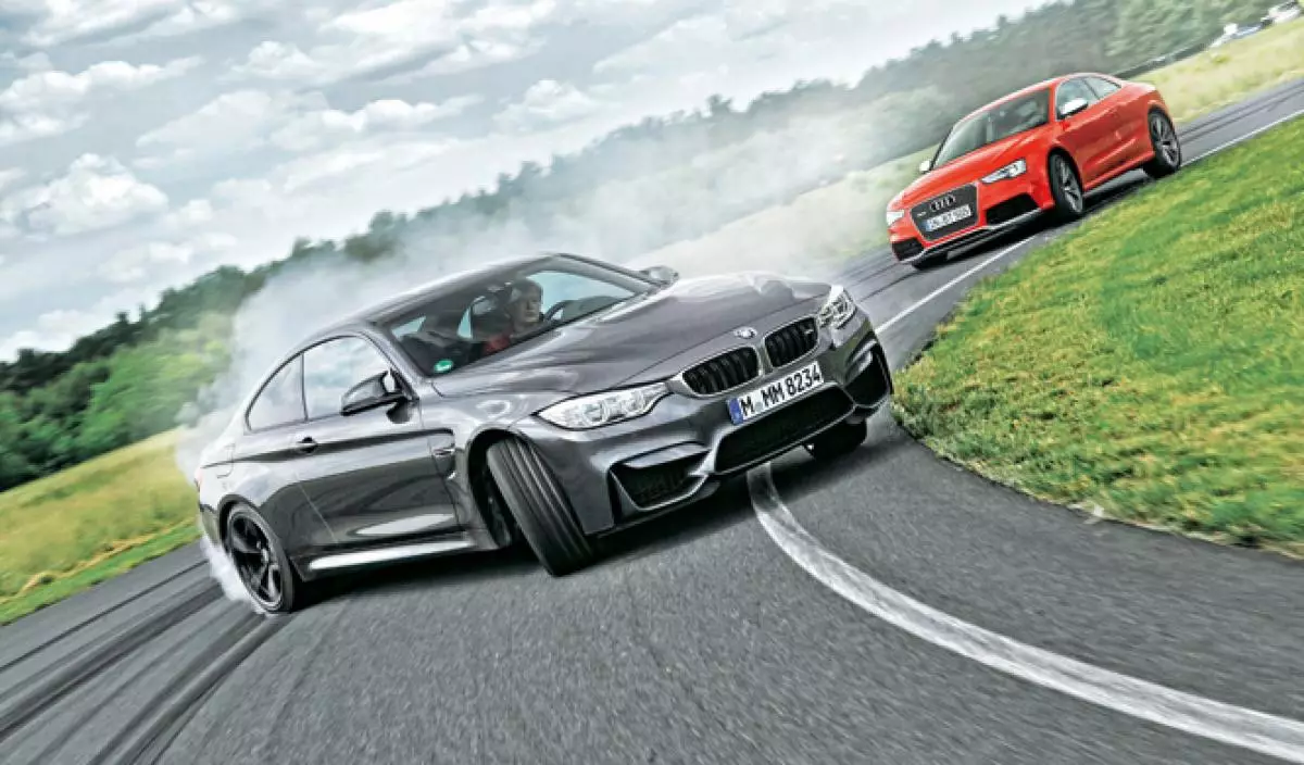 Ntụle: Audi RS 5 megide BMW M4