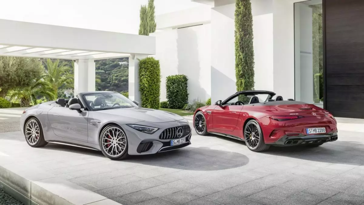 Mercedes-AMG SL 2022: oodatuima rodsteri tagasitulek