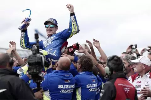 MotoGP-ಸಿಲ್ವರ್ಸ್ಟೋನ್-2016-ಫೋಟೋಗಳು-1