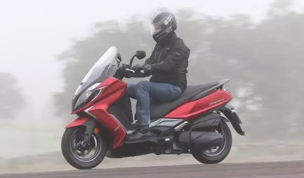 KYMCO-Super-Dink-350