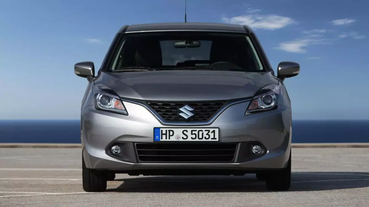 សាកល្បង Suzuki Baleno 2015 រួចរាល់ តម្លៃចាប់ពី 14,655 អឺរ៉ូ